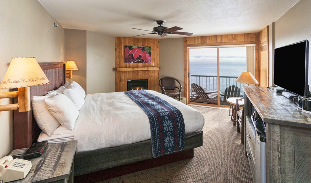Lake Superior Lodging Options at Cove Point Lodge
