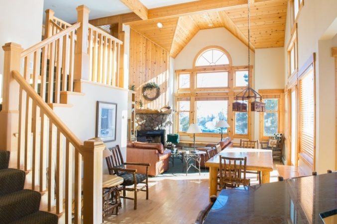 North Shore MN Cottages 2 & 3 Bedrooms at Cove Point Lodge